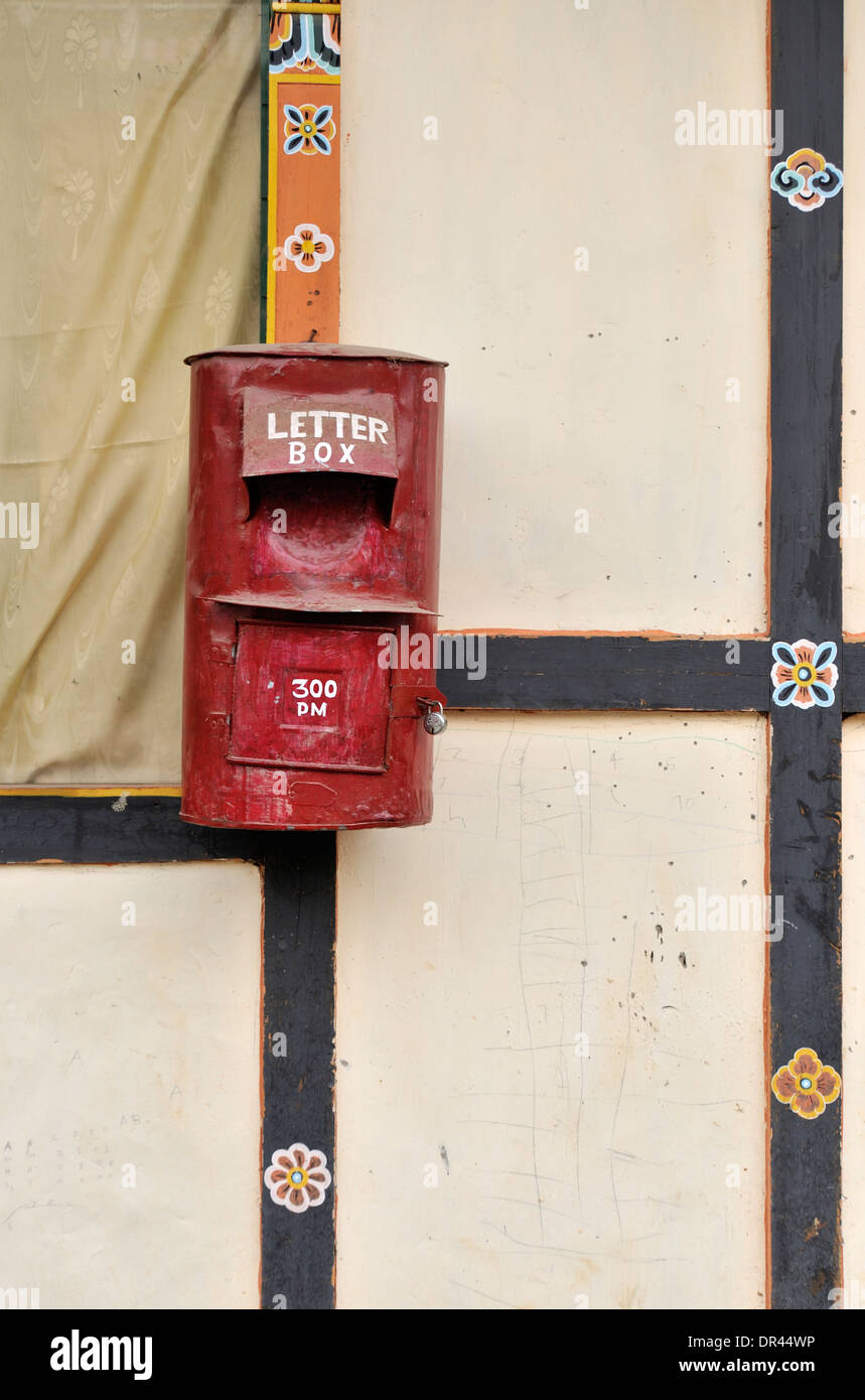 Bhutan post hi-res stock photography and images - Alamy