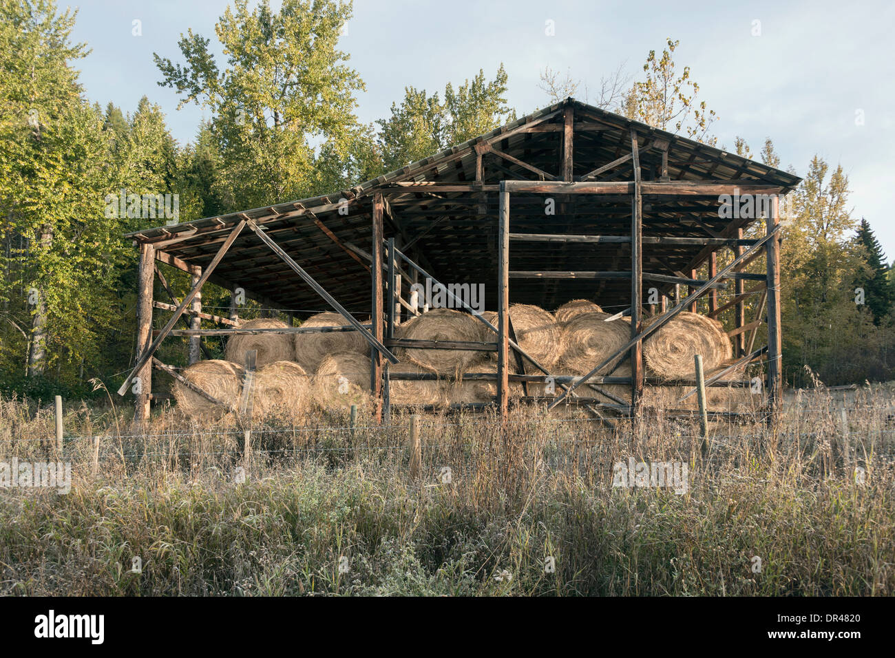 Wooden Hay Barn Stock Photos & Wooden Hay Barn Stock Images - Alamy