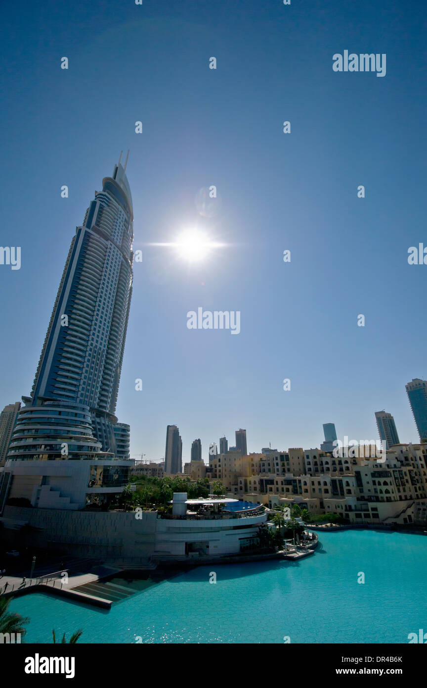 High rise building dubai hi-res stock photography and images - Alamy