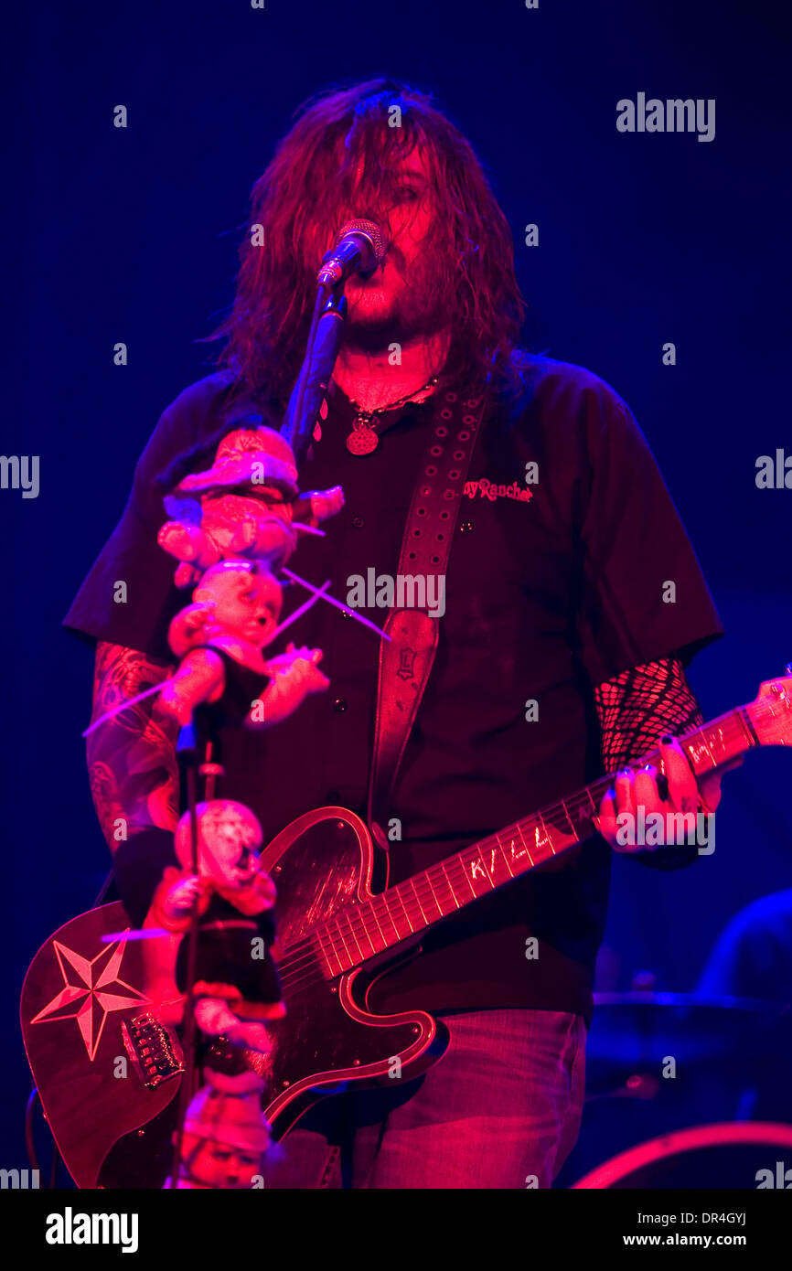 Seether band hi-res stock photography and images - Alamy