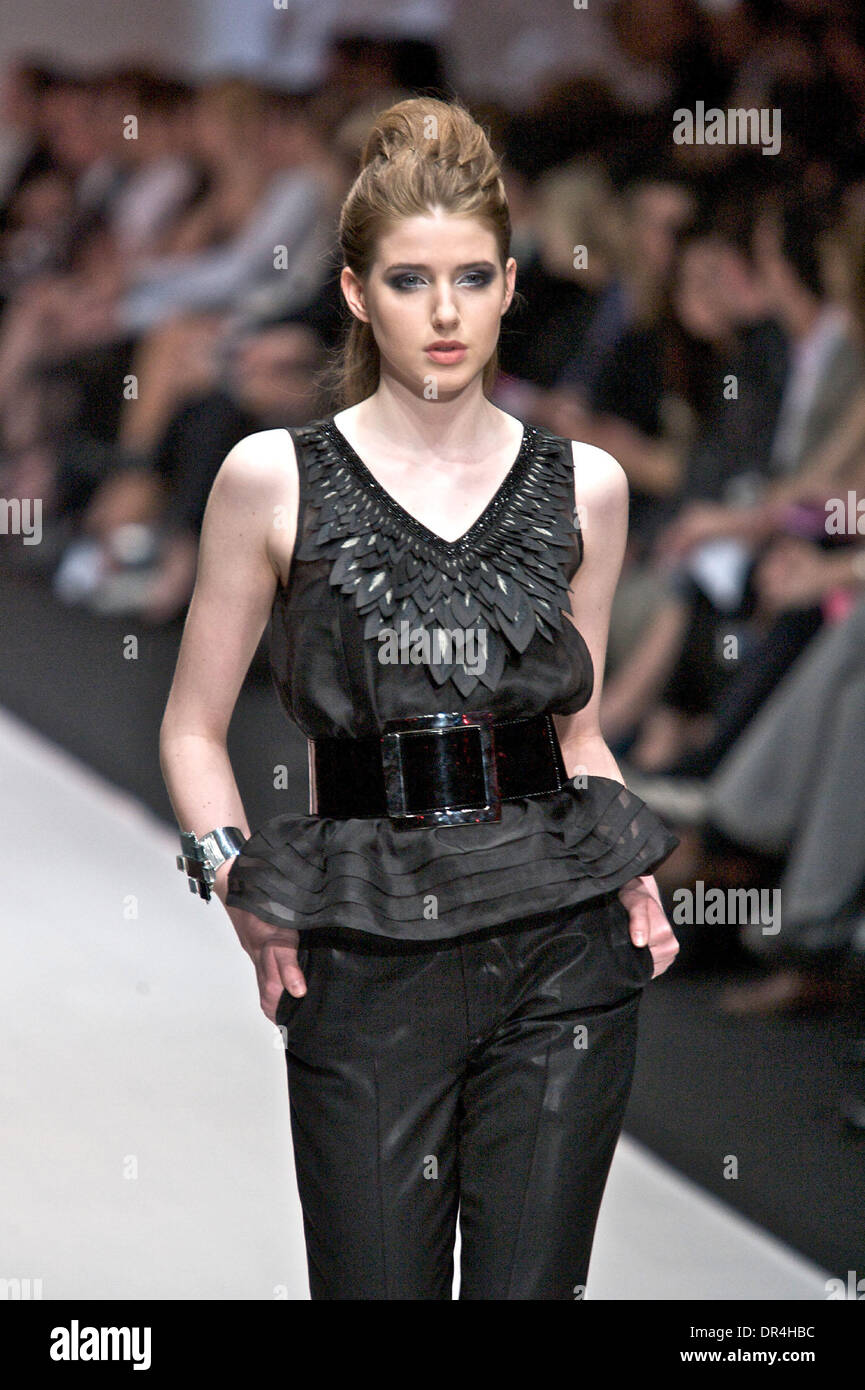 Mar 16, 2009 - Toronto, Ontario, Canada - Models on the runway for the ...