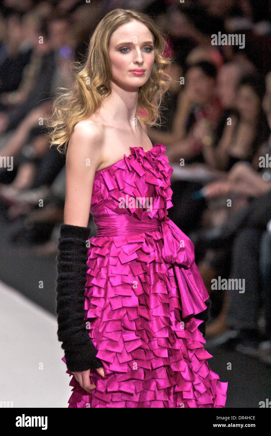 Mar 16, 2009 - Toronto, Ontario, Canada - Models on the runway for the ...