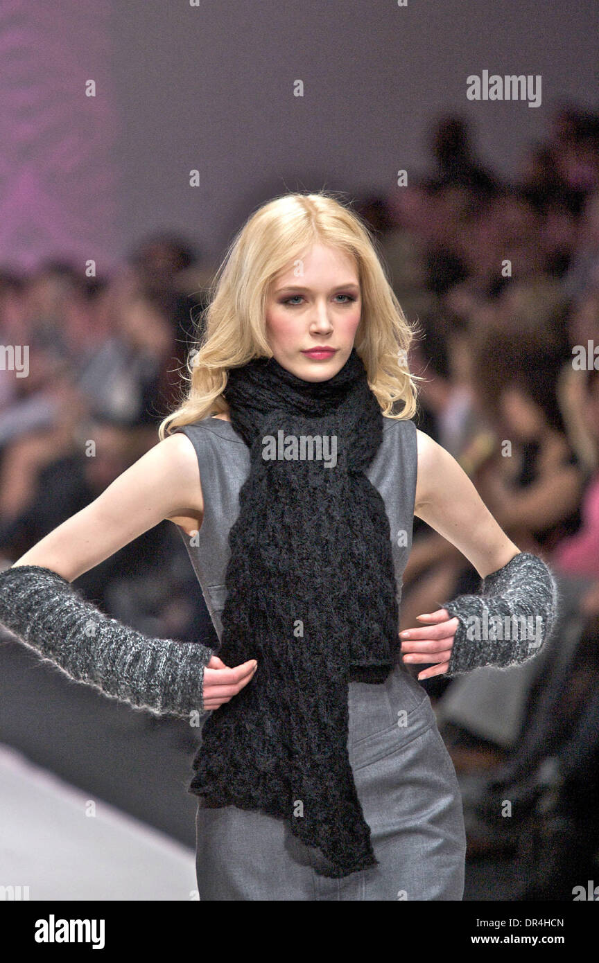 Mar 16, 2009 - Toronto, Ontario, Canada - Models on the runway for the ...