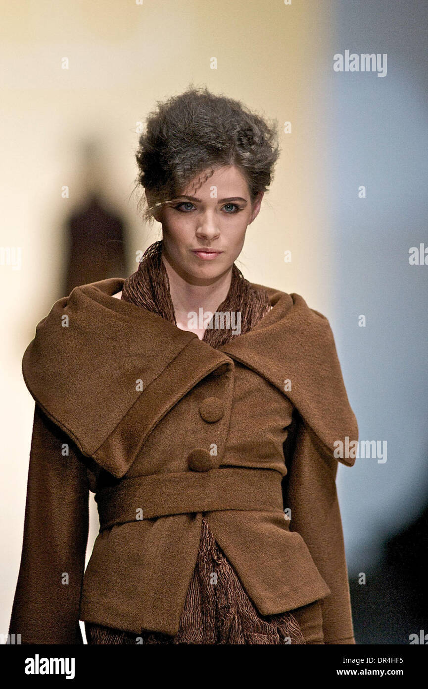 Mar 17, 2009 - Toronto, Ontario, Canada - Models on the catwalk for the ...
