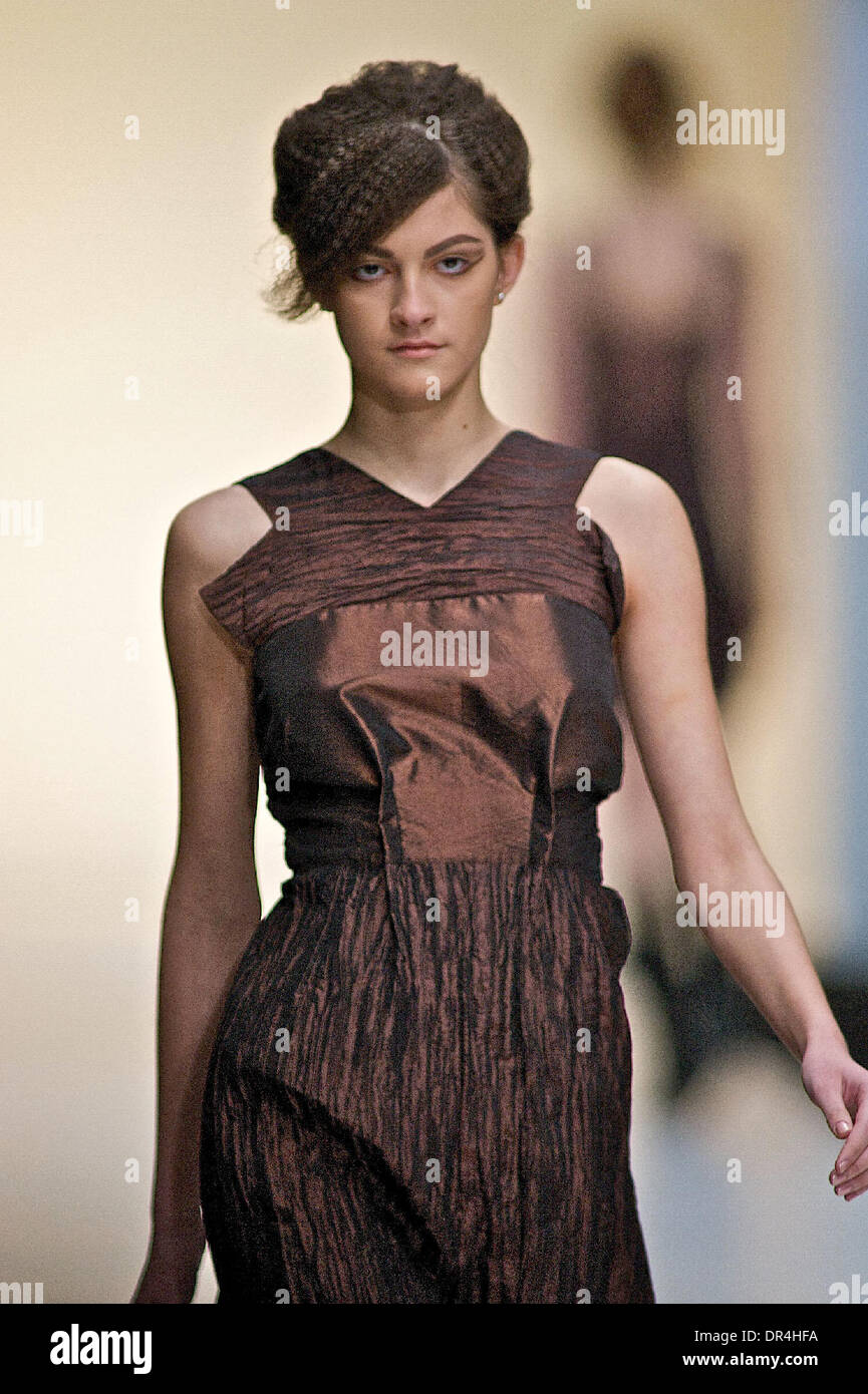 Mar 17, 2009 - Toronto, Ontario, Canada - Models on the catwalk for the ...