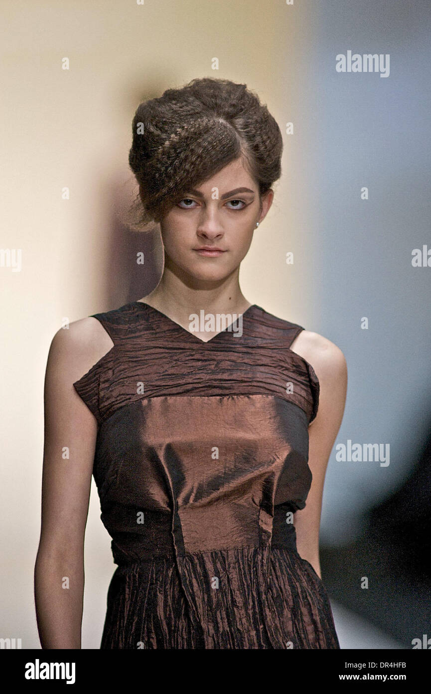 Mar 17, 2009 - Toronto, Ontario, Canada - Models on the catwalk for the ...