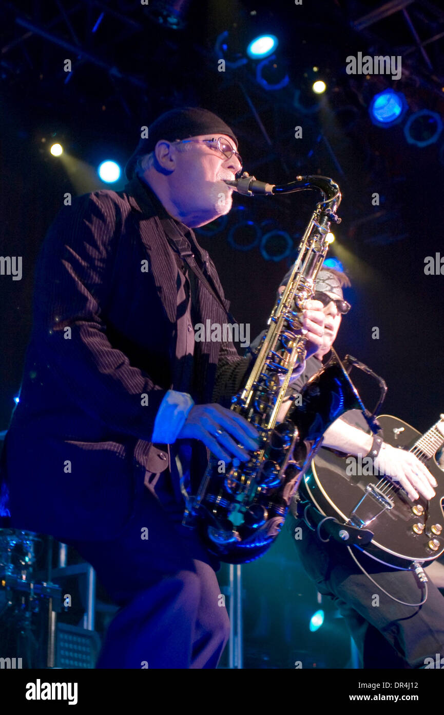 George leach hi-res stock photography and images - Alamy