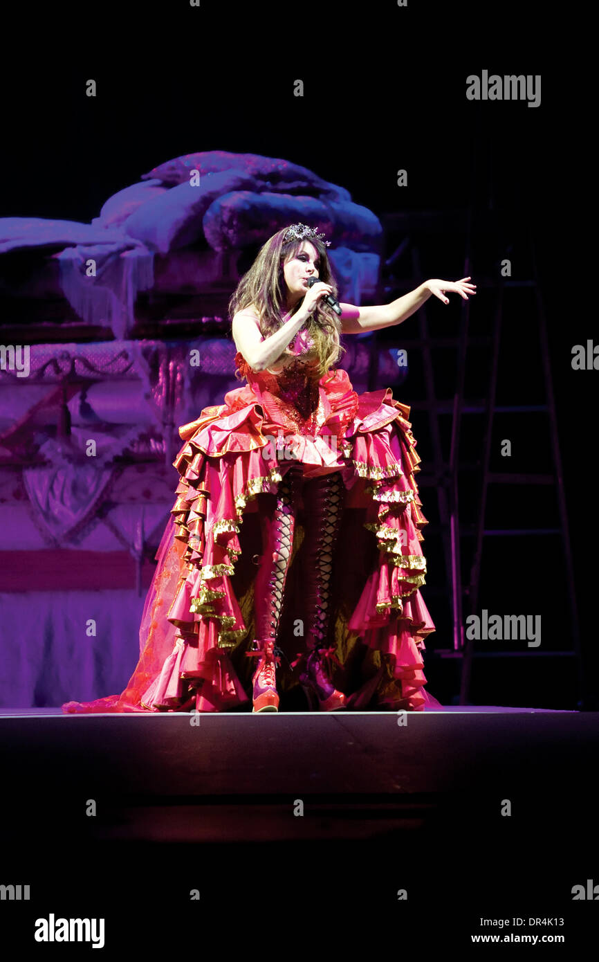 Sarah brightman 2008 hi-res stock photography and images - Alamy