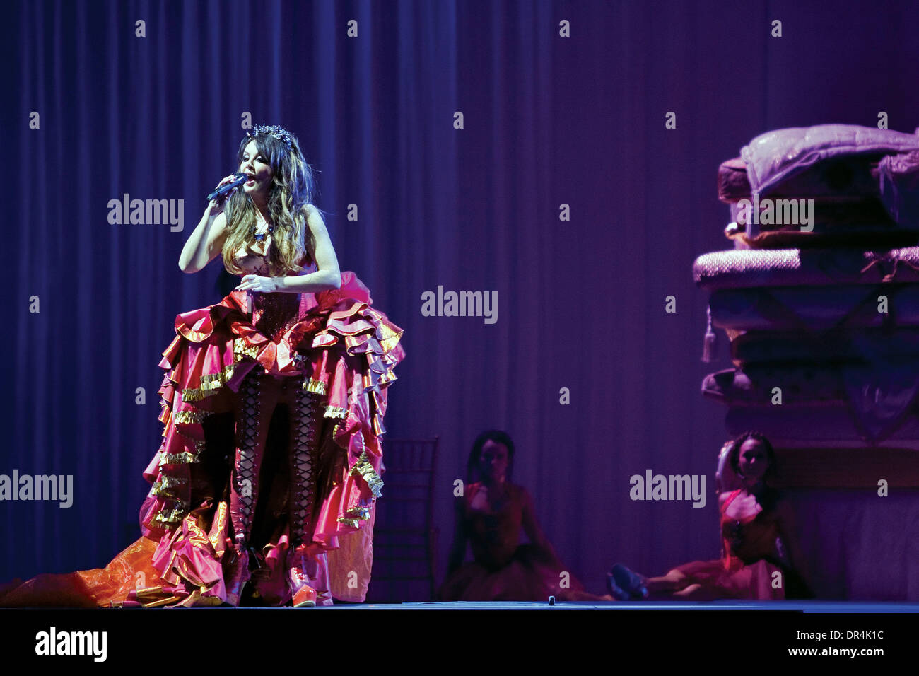 Sarah brightman 2008 hi-res stock photography and images - Alamy