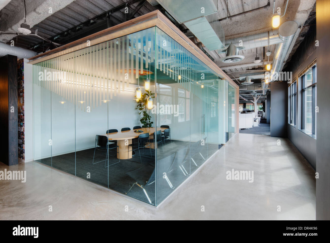Empty meeting room in office Stock Photo - Alamy
