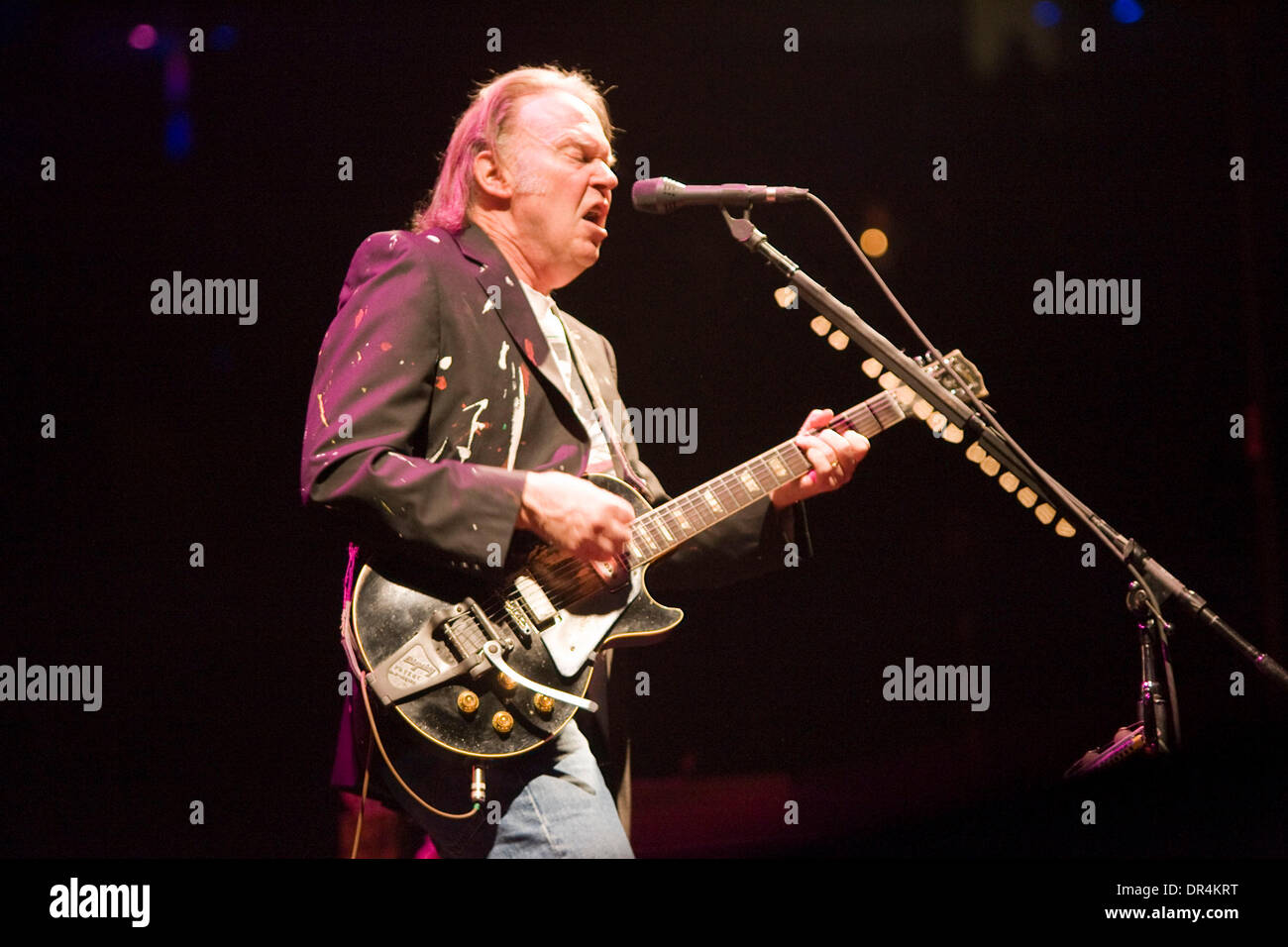 Native canadian centre of toronto hi-res stock photography and images ...