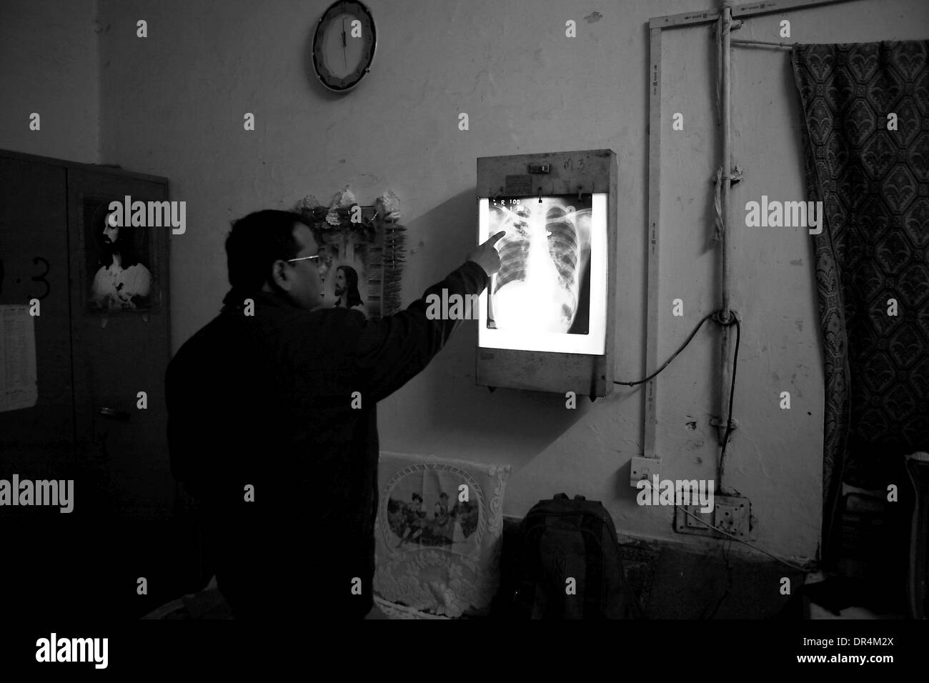 Mdr tb hi-res stock photography and images - Alamy