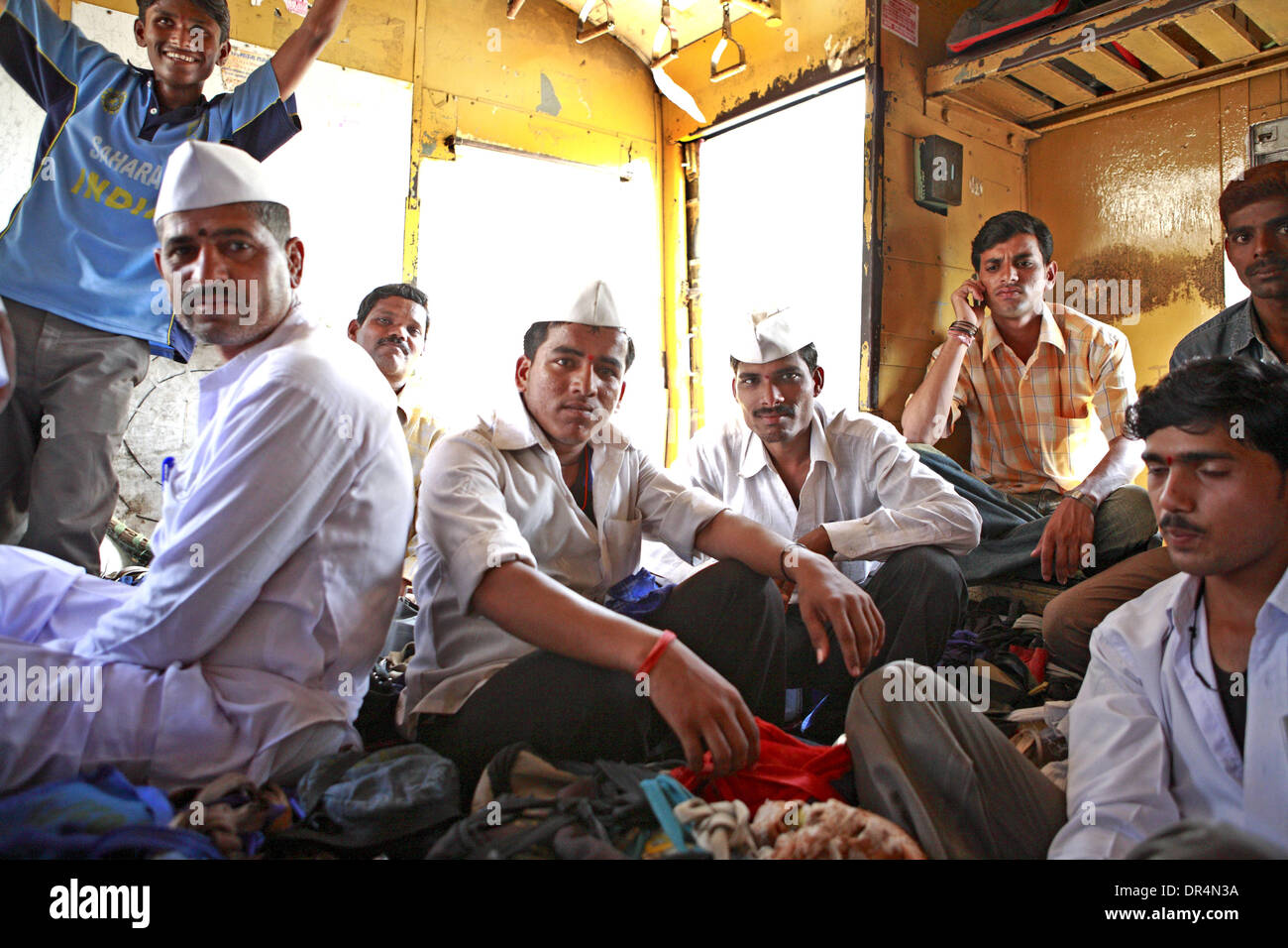 Mar 03, 2009 - Mumbai, Maharashtra, India - After loading the packed ...