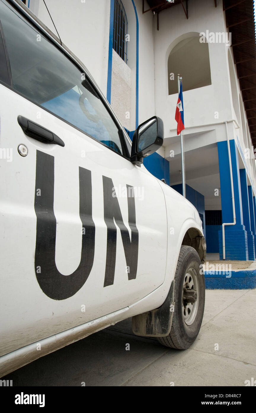 United nations police vehicle in hi-res stock photography and images ...