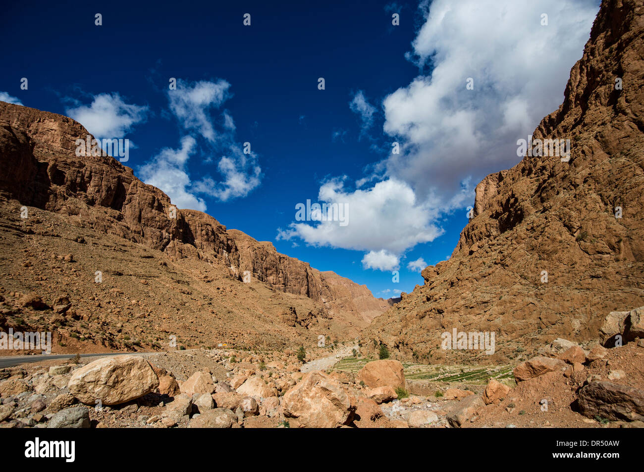 Todra morocco hi-res stock photography and images - Alamy