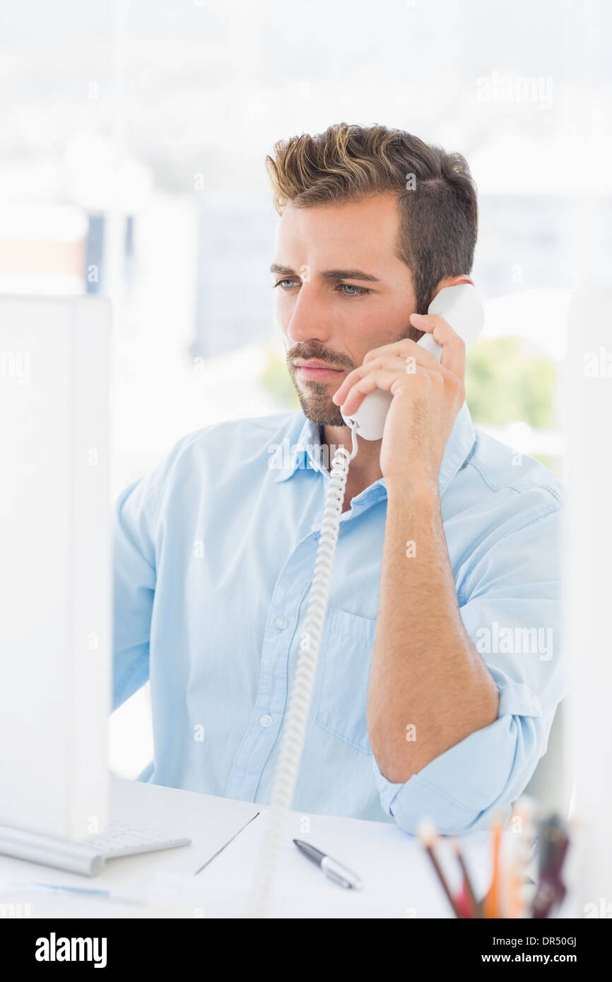 Office computer communication line hi-res stock photography and images ...
