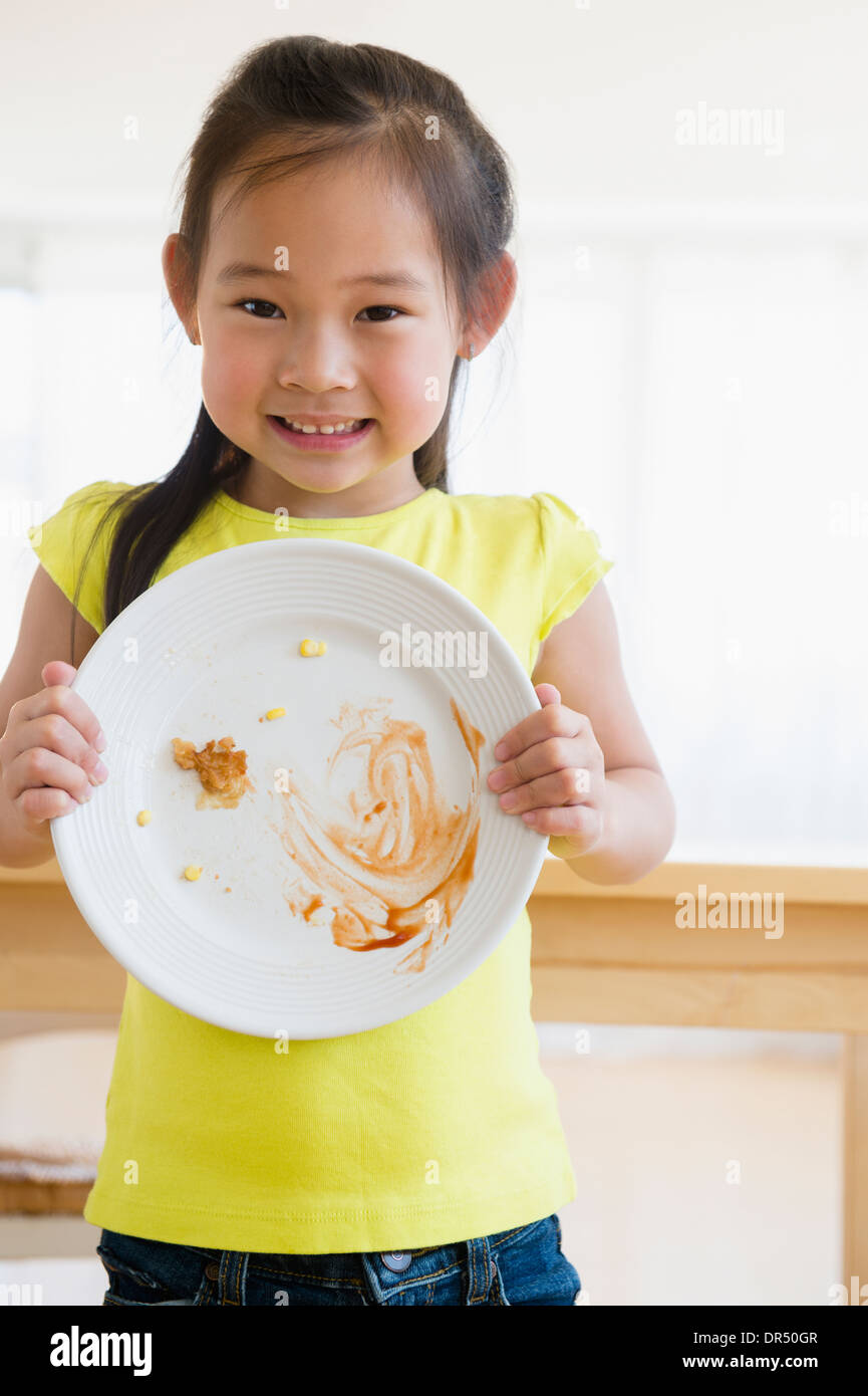 Child cleared plate hi-res stock photography and images - Alamy
