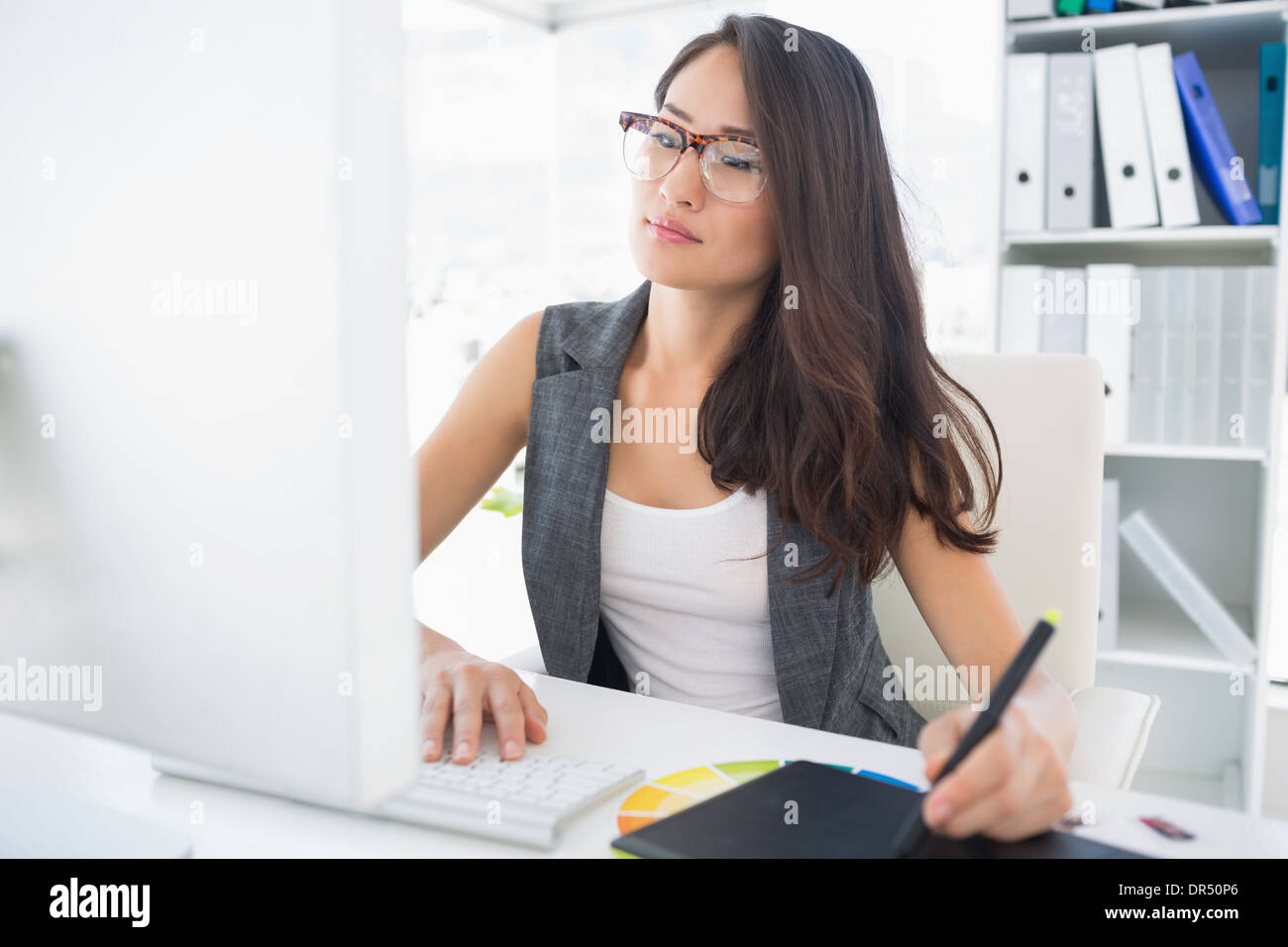 Graphics editor hi-res stock photography and images - Alamy