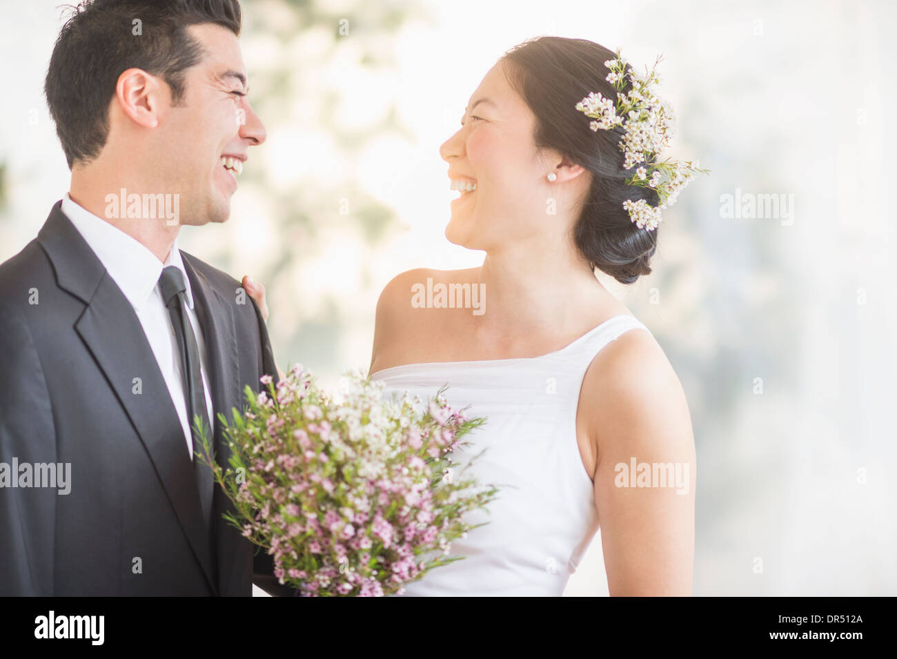 Japanese newlywed hi-res stock photography and images - Alamy