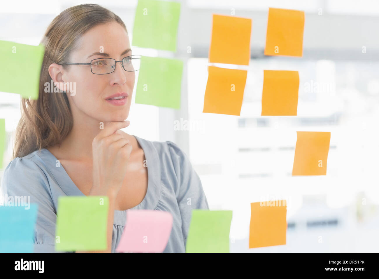 Artist notes hi-res stock photography and images - Alamy