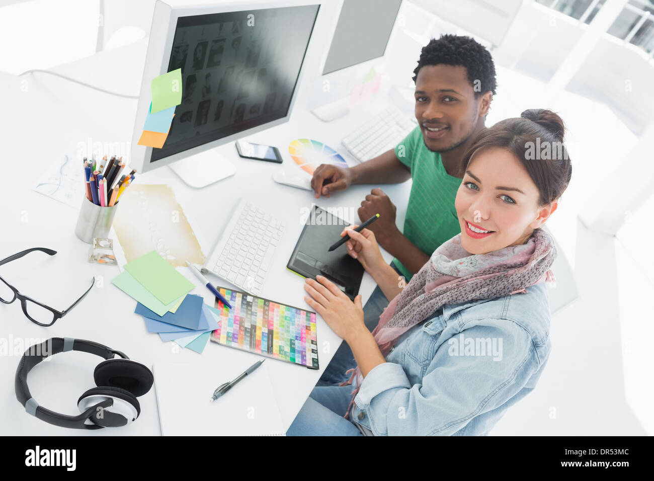 Artist computer screen drawing hi-res stock photography and images - Alamy