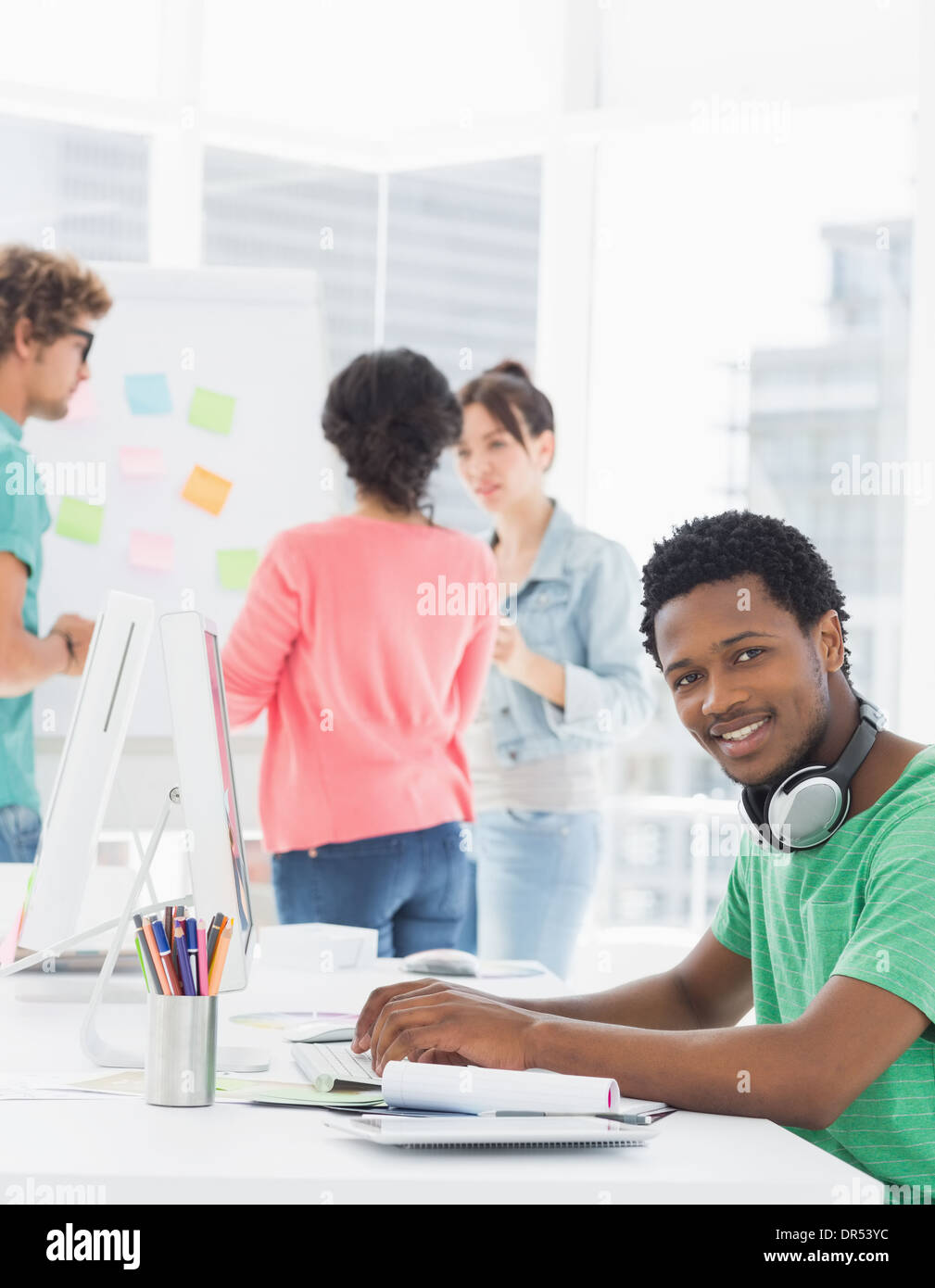 Man behind computer hi-res stock photography and images - Alamy
