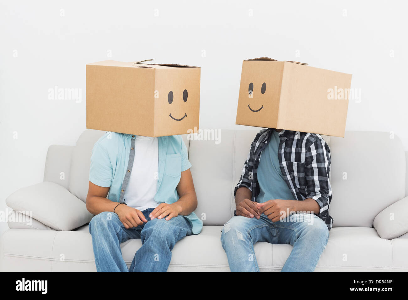 Happy smiley faces hi-res stock photography and images - Alamy