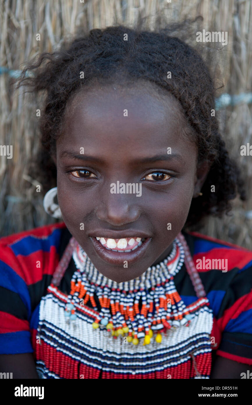 Ethiopian girls of the Afari tribe Stock Photo - Alamy