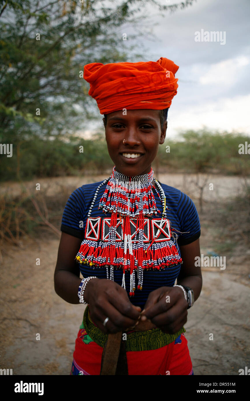 Ethiopian girls of the Afari tribe Stock Photo - Alamy