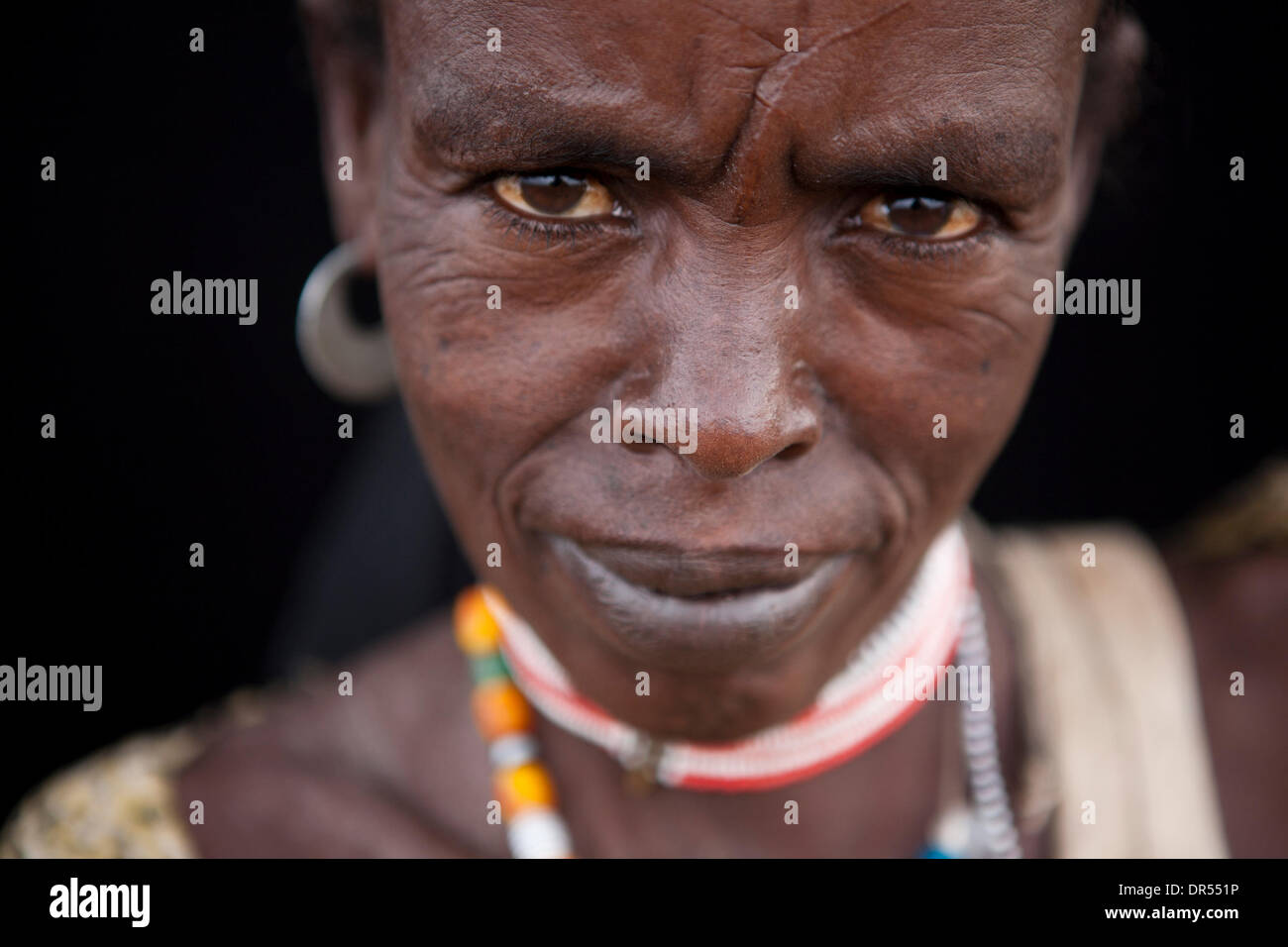 Ethiopian woman of the Afari tribe Stock Photo - Alamy