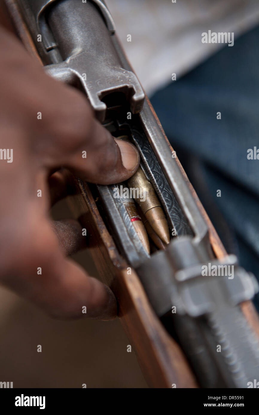 Weapon loading hi-res stock photography and images - Alamy