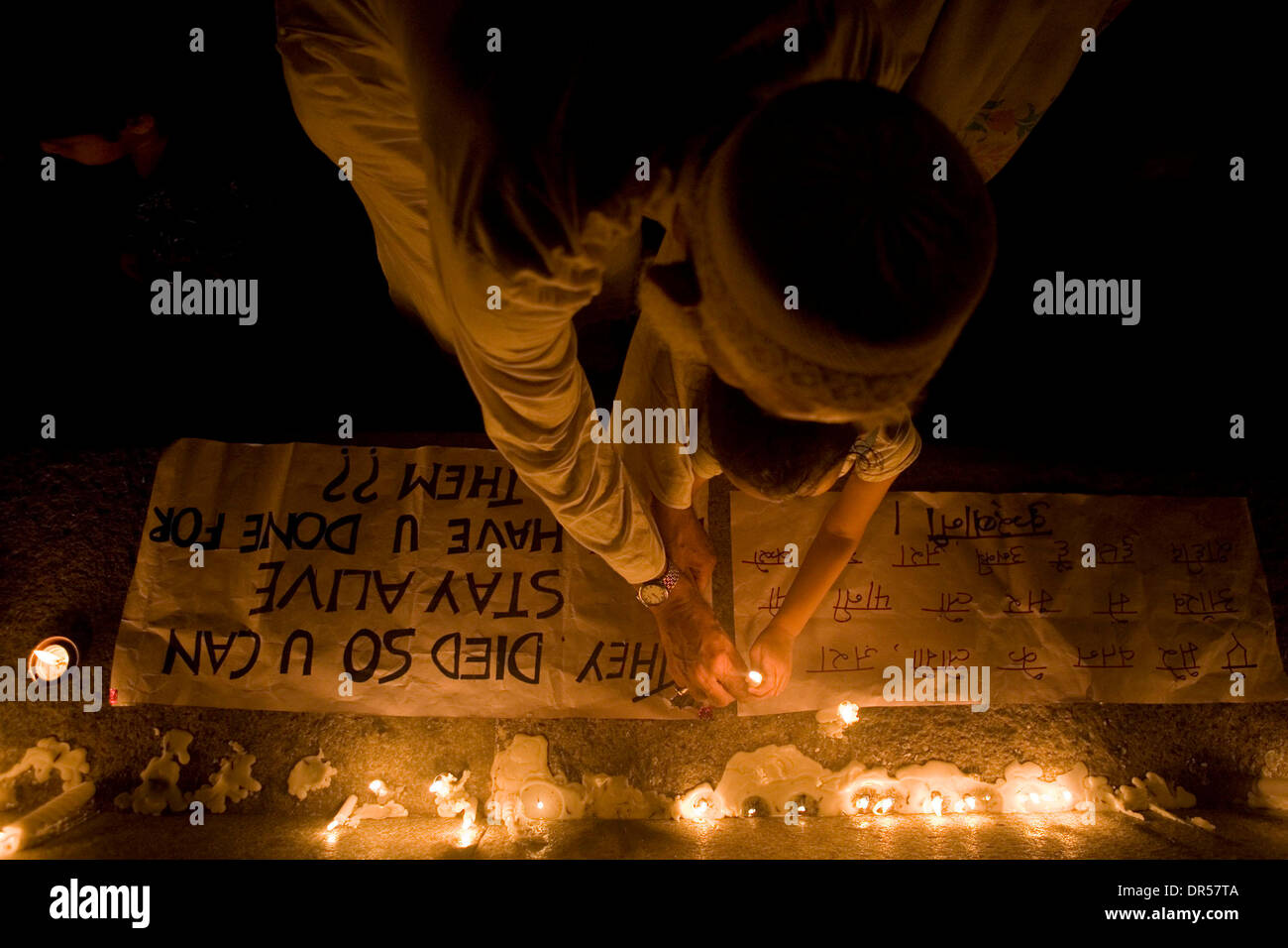 Nov 30, 2008 - Mumbai, India - A Candle light March/Vigil was held in ...