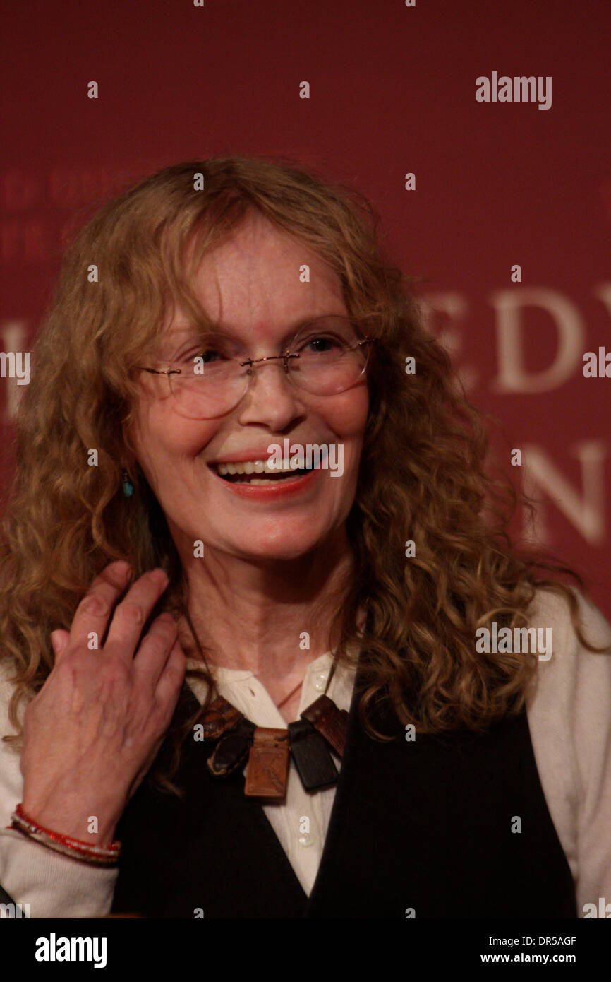 Mar 18, 2009 - Cambridge, Massachusetts, USA - Actress and Goodwill ...