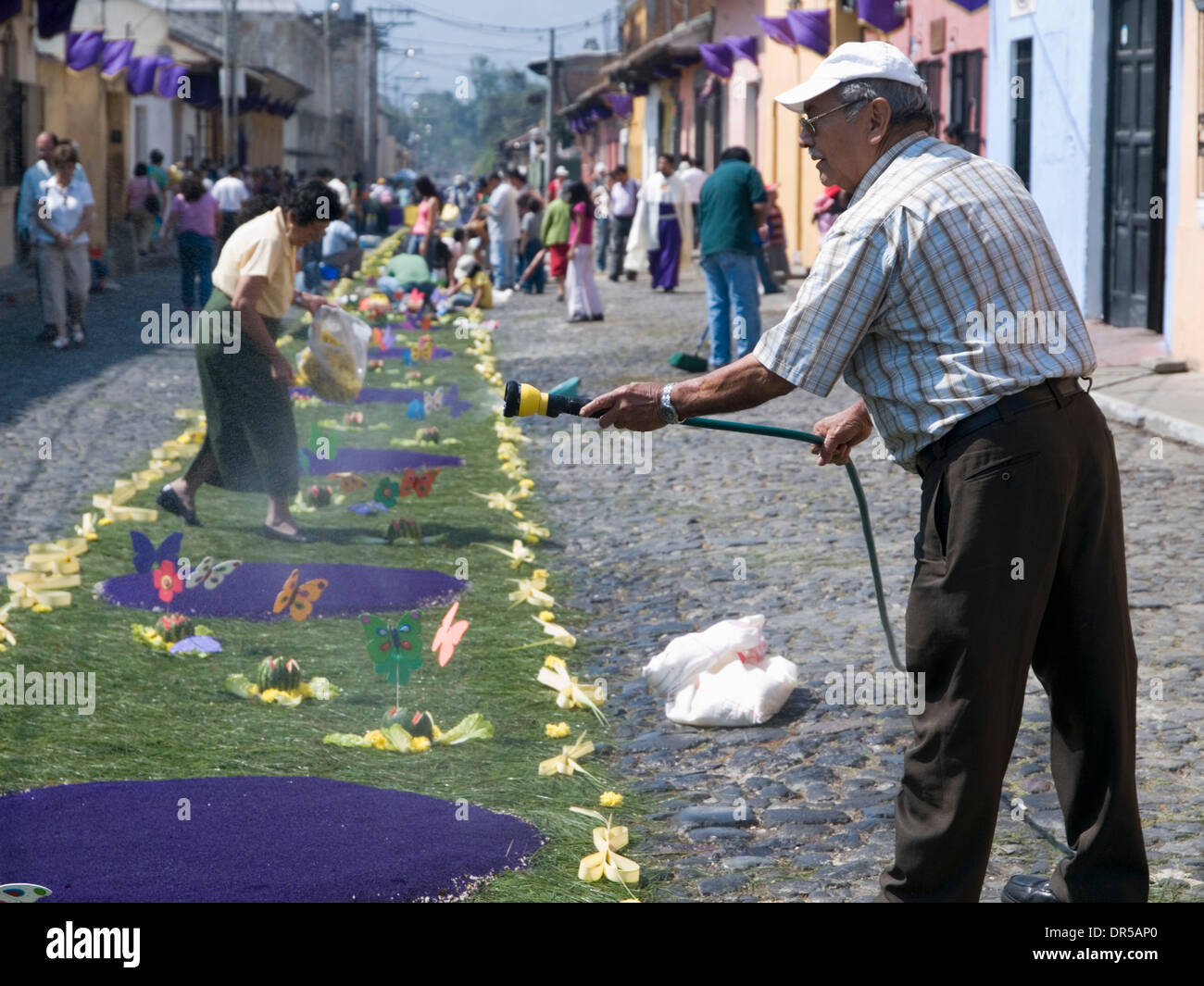 Guatemalan rug hi-res stock photography and images - Alamy