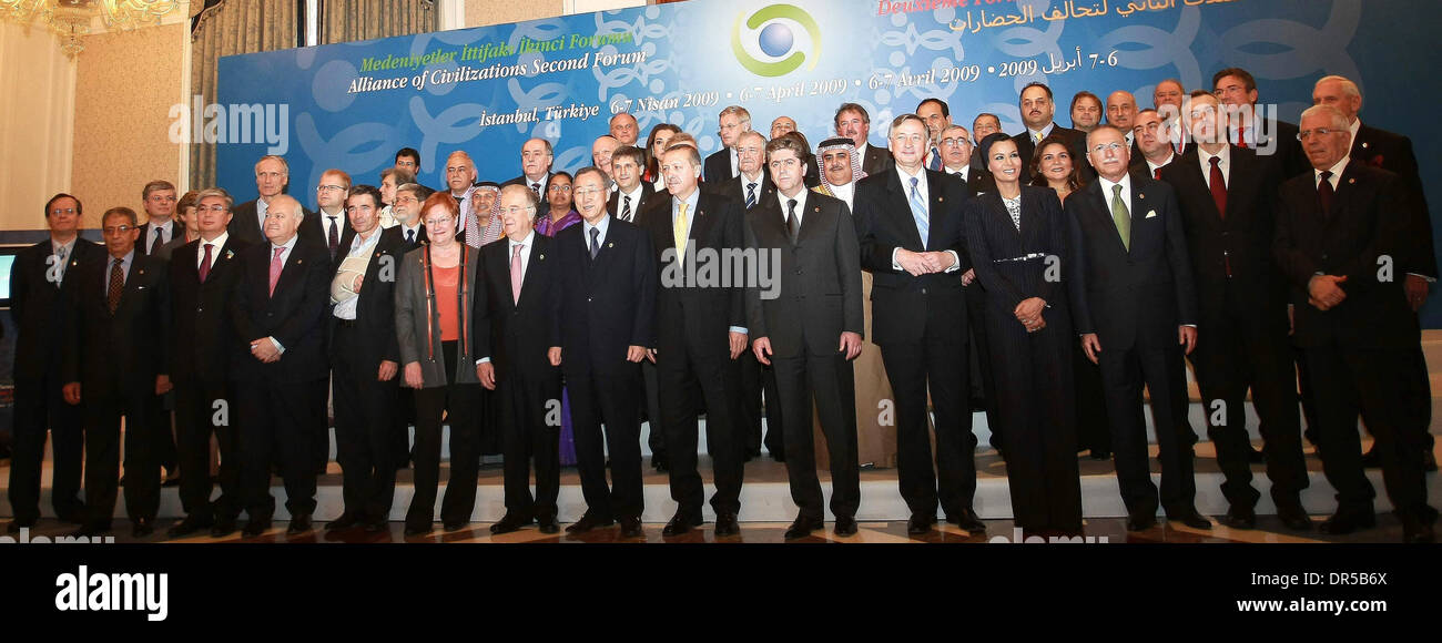 Apr 06, 2009 - Istanbul, Turkey - Leaders attending the Second Annual ...