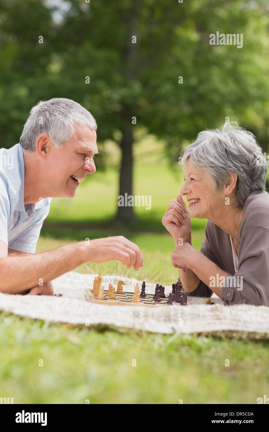 Chess grass hi-res stock photography and images - Alamy