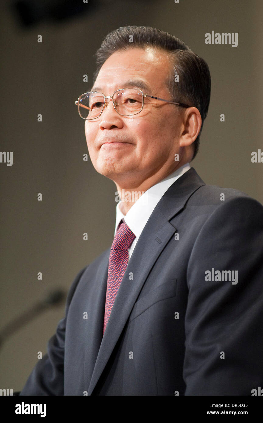 Chinese prime minister wen jiabao hi-res stock photography and images ...