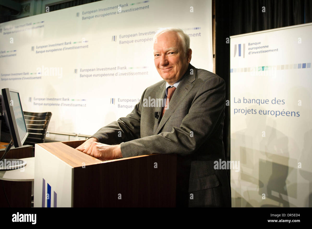 European small medium enterprises hi-res stock photography and images ...