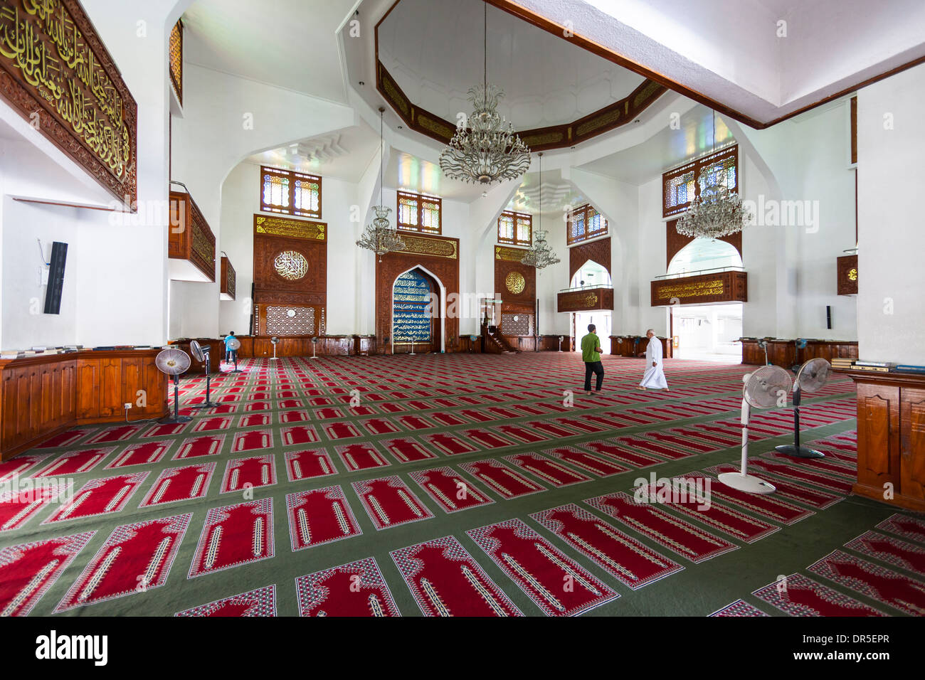 Maldives, Male, interior of the Friday mosque Stock Photo - Alamy