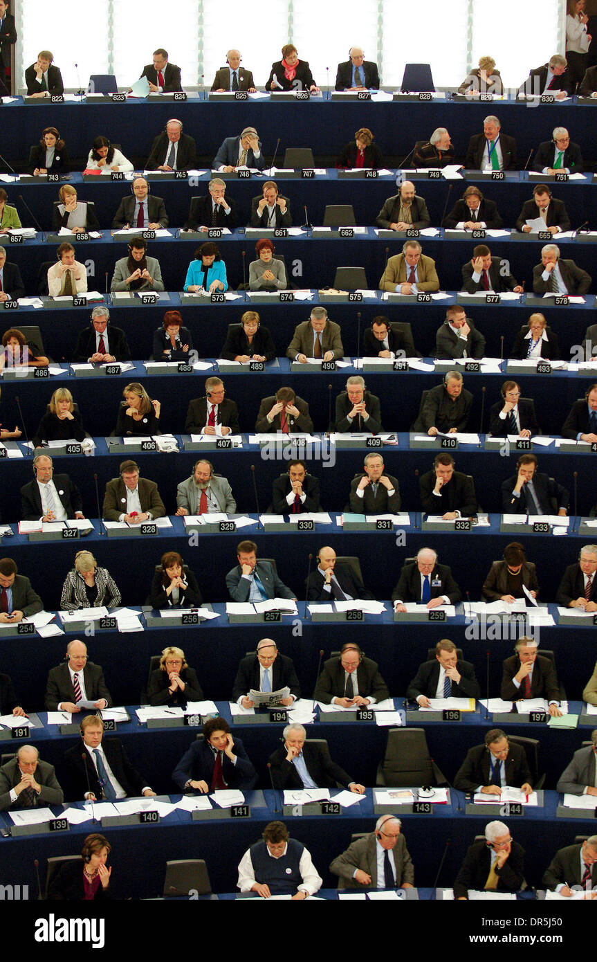 European working time directive hi-res stock photography and images - Alamy