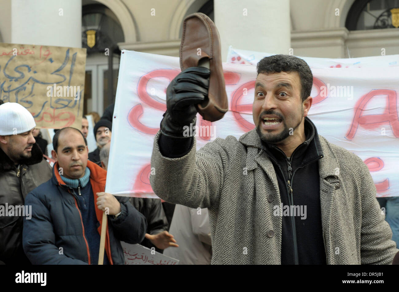 Palestinian protest against israeli air strikes hi-res stock ...
