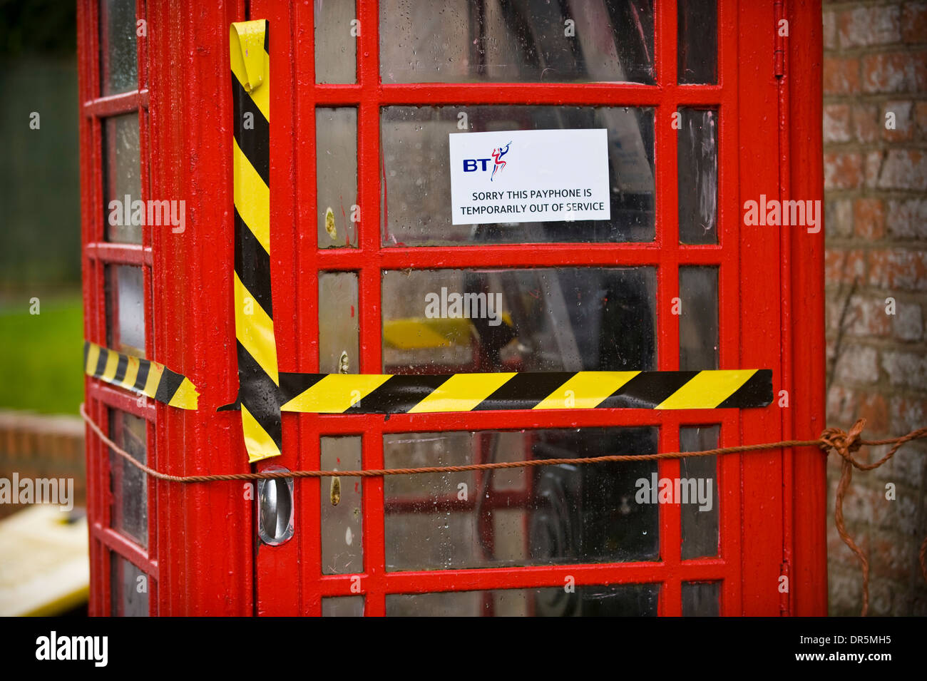 BT red phone box temporarily our of service at Peterchurch ... BT red phone box temporarily our of service at Peterchurch ...