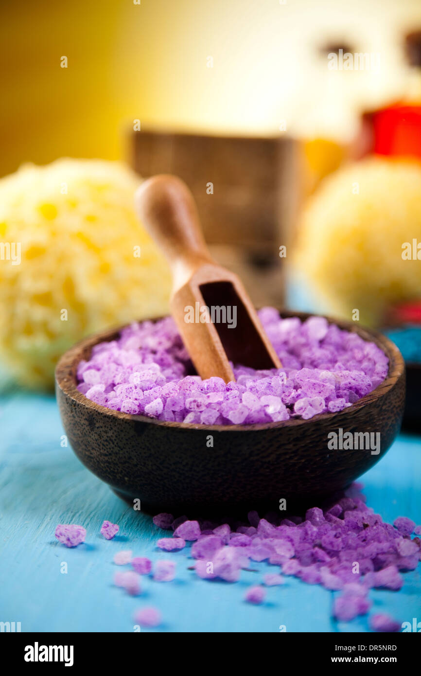 Spa, sea salt in wooden bowl Stock Photo - Alamy