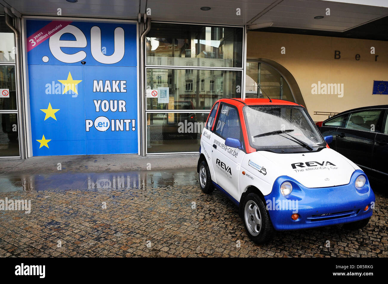Reva electric car in front of European Commission headquarter ...