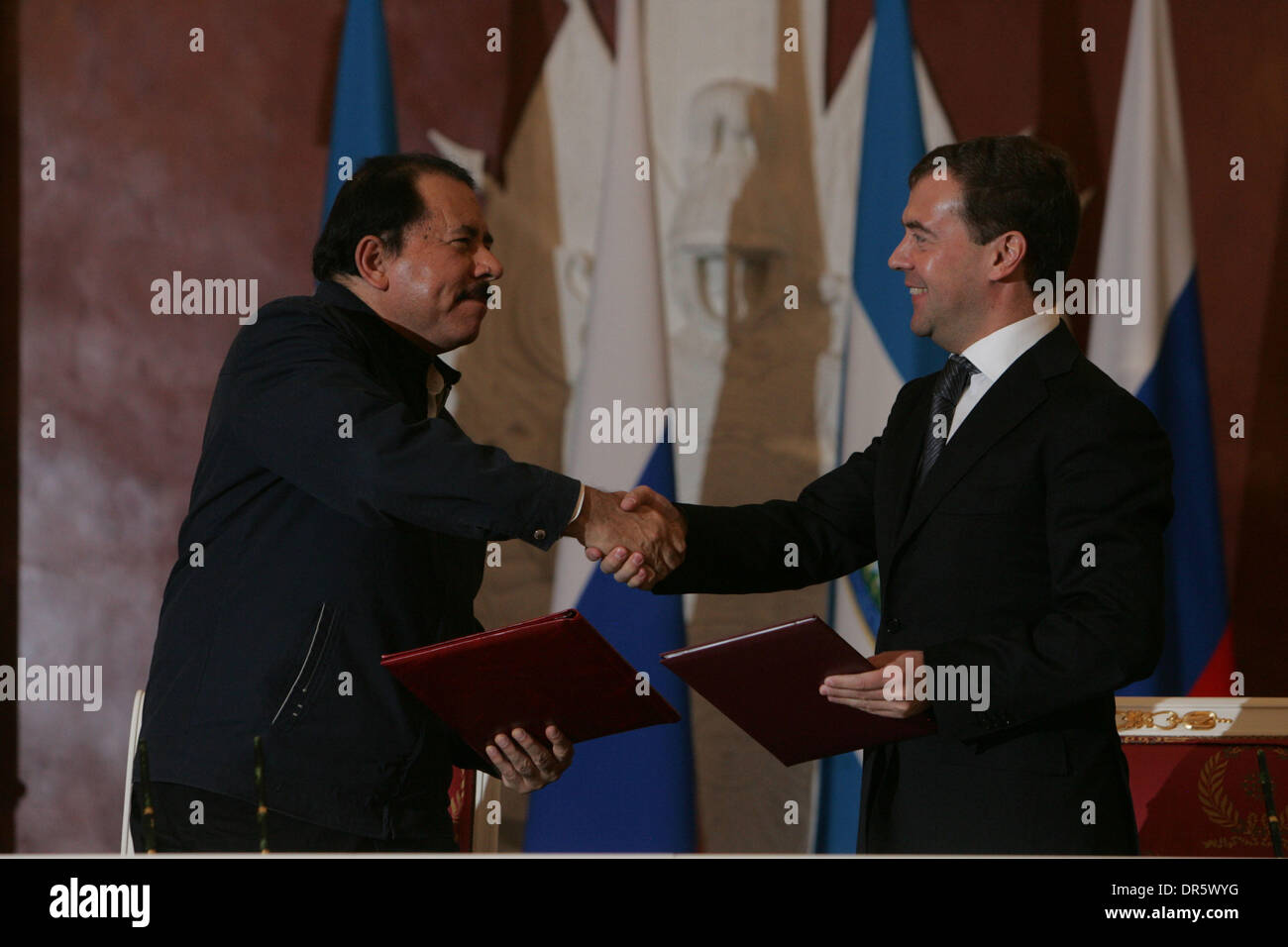 Dec 18, 2008 - Moscow, Russia - President of Nicaragua DANIEL ORTEGA (L ...