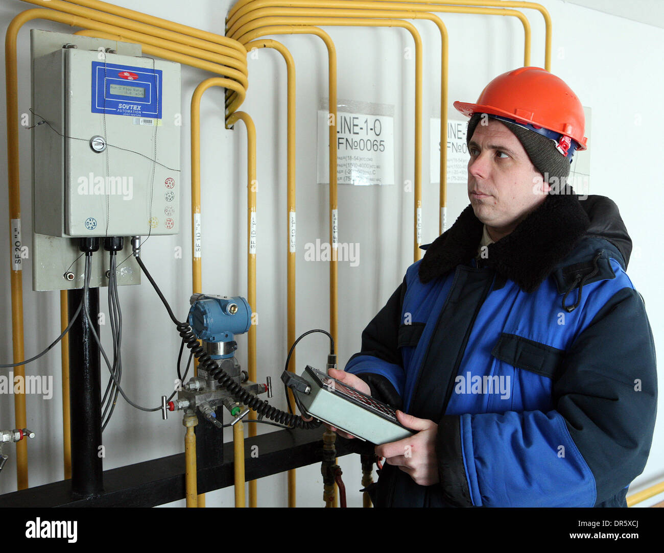 Gas metering stations hi-res stock photography and images - Alamy