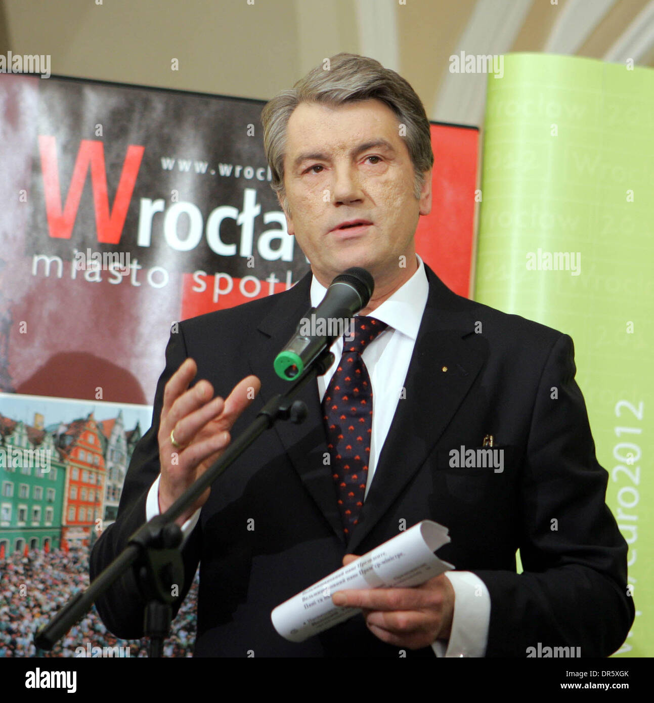 2009 ukrainian president viktor yushchenko hi-res stock photography and ...