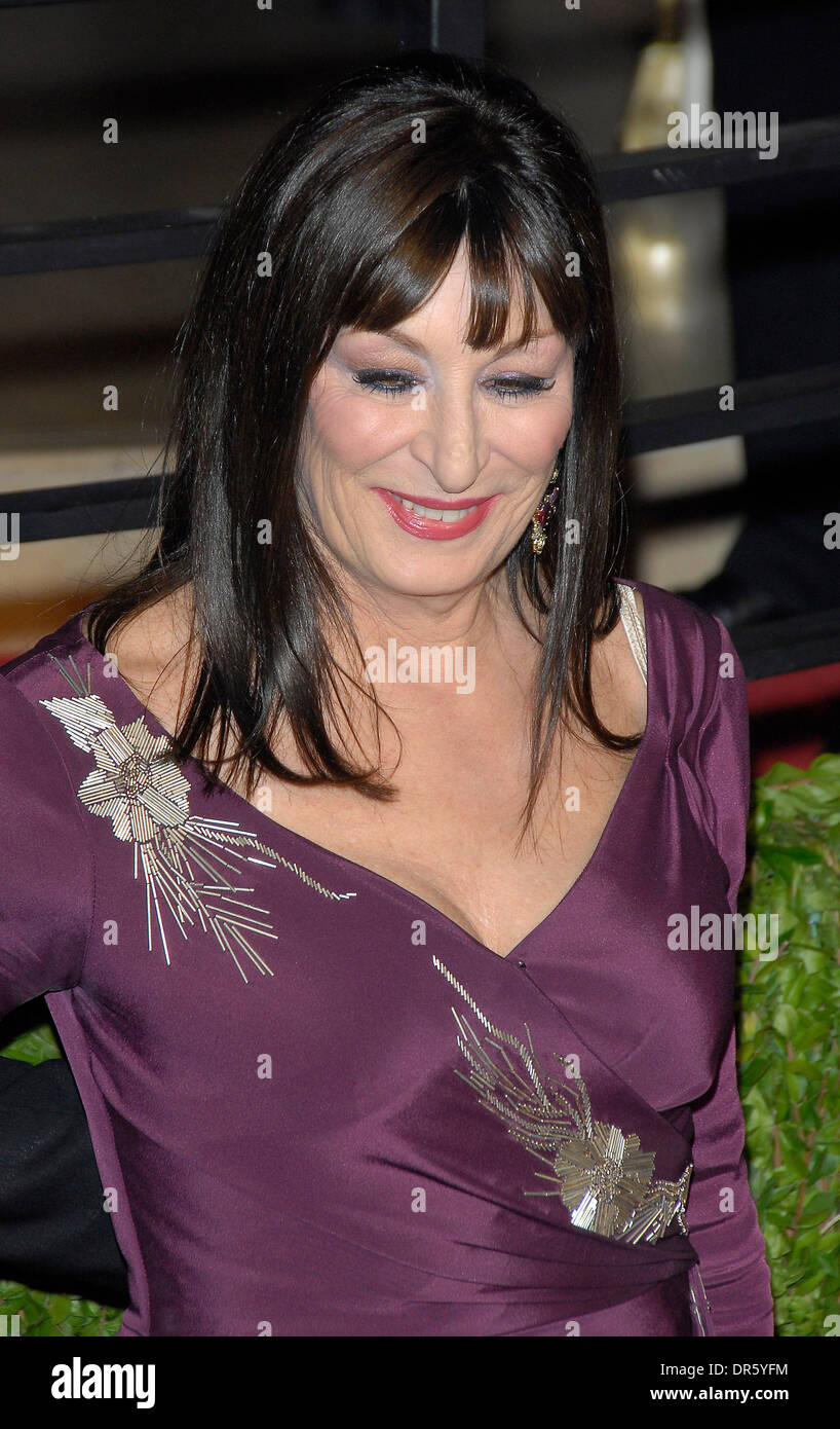 February 22 2009 West Hollywood Ca Usa Actress Anjelica Huston At