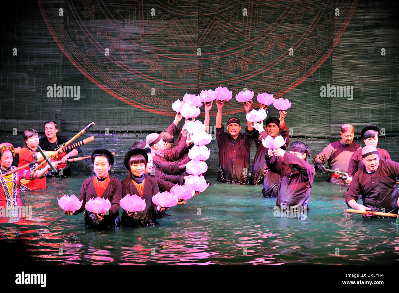 Hanoi Water puppet performance Stock Photo - Alamy