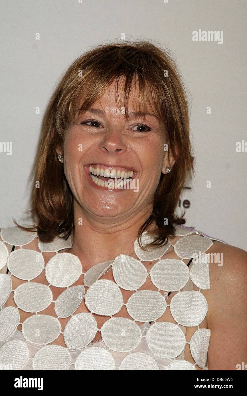 I14213CHW.A Place Called Home Presents ''Girlz In The Hood'' Women Of ...